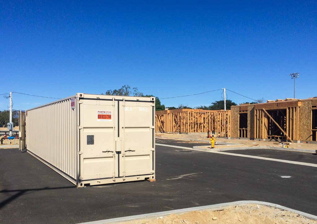 40 x 8 x 8 CARGO CONTAINER - Porta-Stor